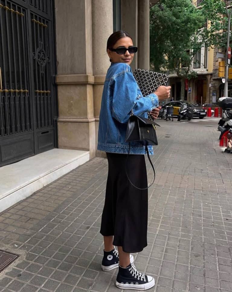 15+ Coffee Date Outfit Ideas That Are Classy, Chic, & Casual