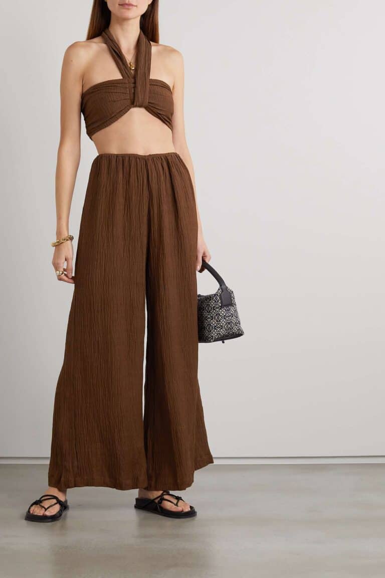 14+ Chic Desert Outfit Ideas For Your Next Desert Getaway