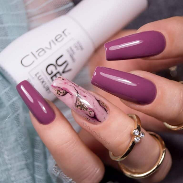 21+ Stunning Mauve Nails With a Youthful & Feminine Vibe
