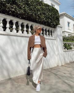 14+ Stores Like Revolve For On-Trend & Timeless Pieces in 2023