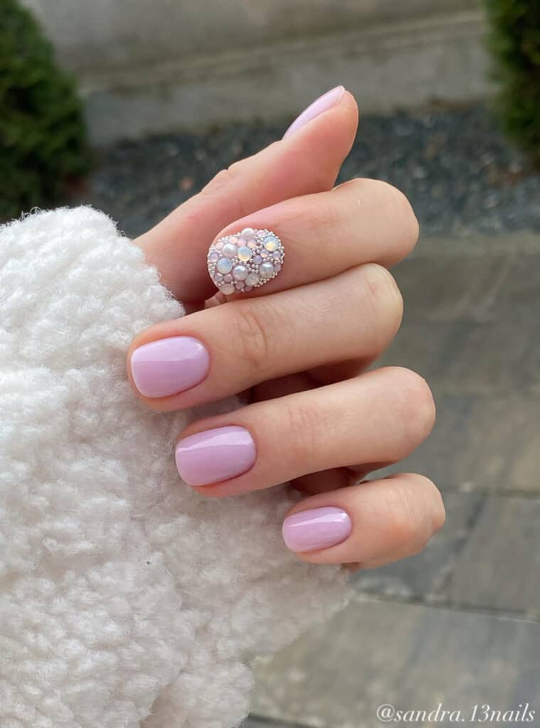32+ Classy Short Nail Designs & Ideas For Every Season