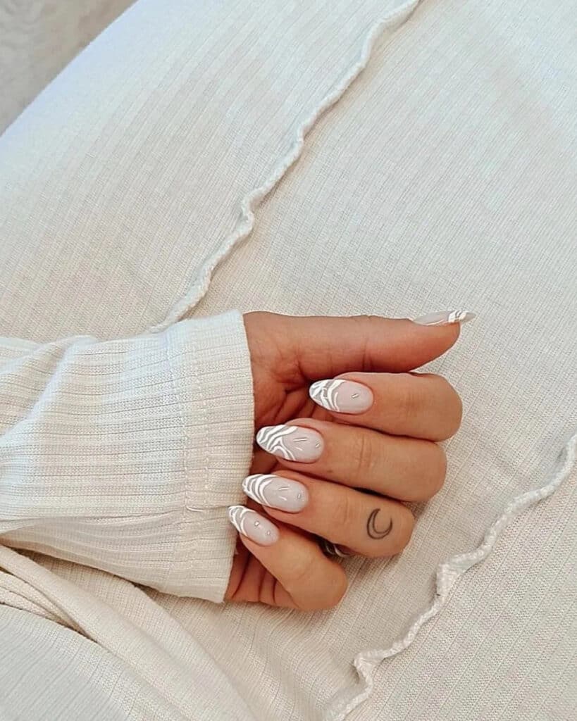 31+ Elegant Vacation Nails You'll Love For Your Next Getaway!