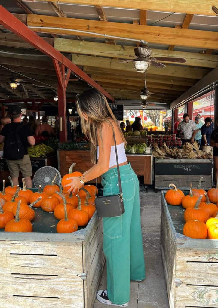 What To Wear To The Pumpkin Patch: 15+ Cute & Cozy Outfits!