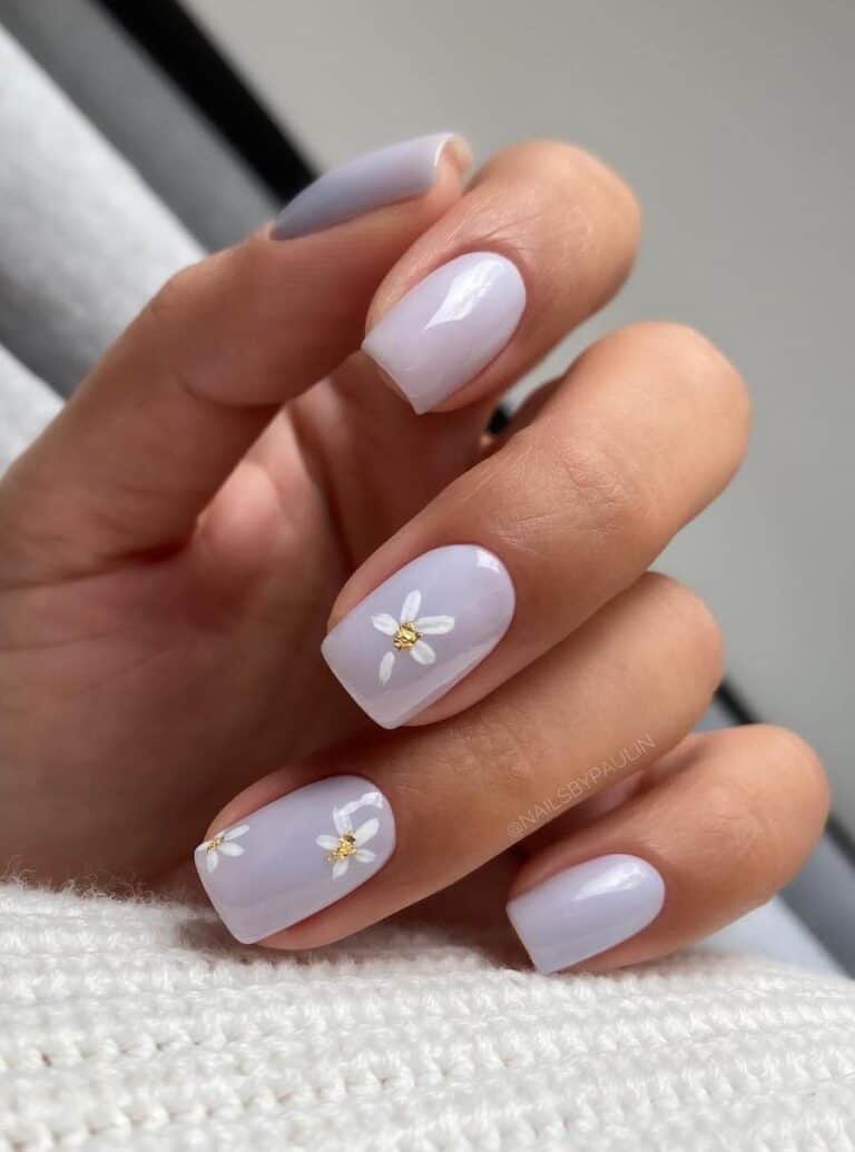 23+ Cute Spring Break Nails for 2024 (classy, florals, simple)