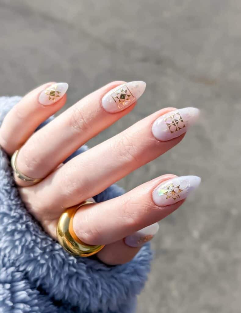 35+ Elegant & Classy Winter Nails I'm Obsessing Over!