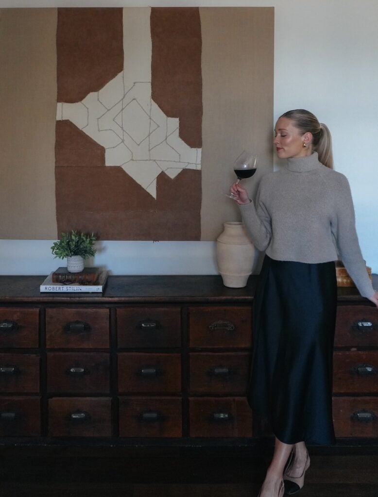 14+ Fall Winery Outfits With Perfect Vineyard Vibes [2025]